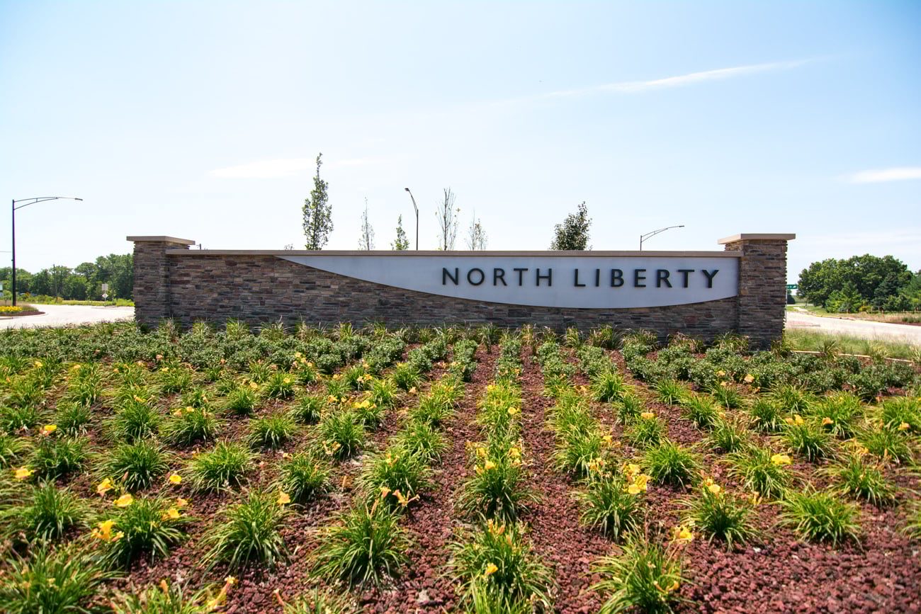 City Series: North Liberty • Rachel + Molly