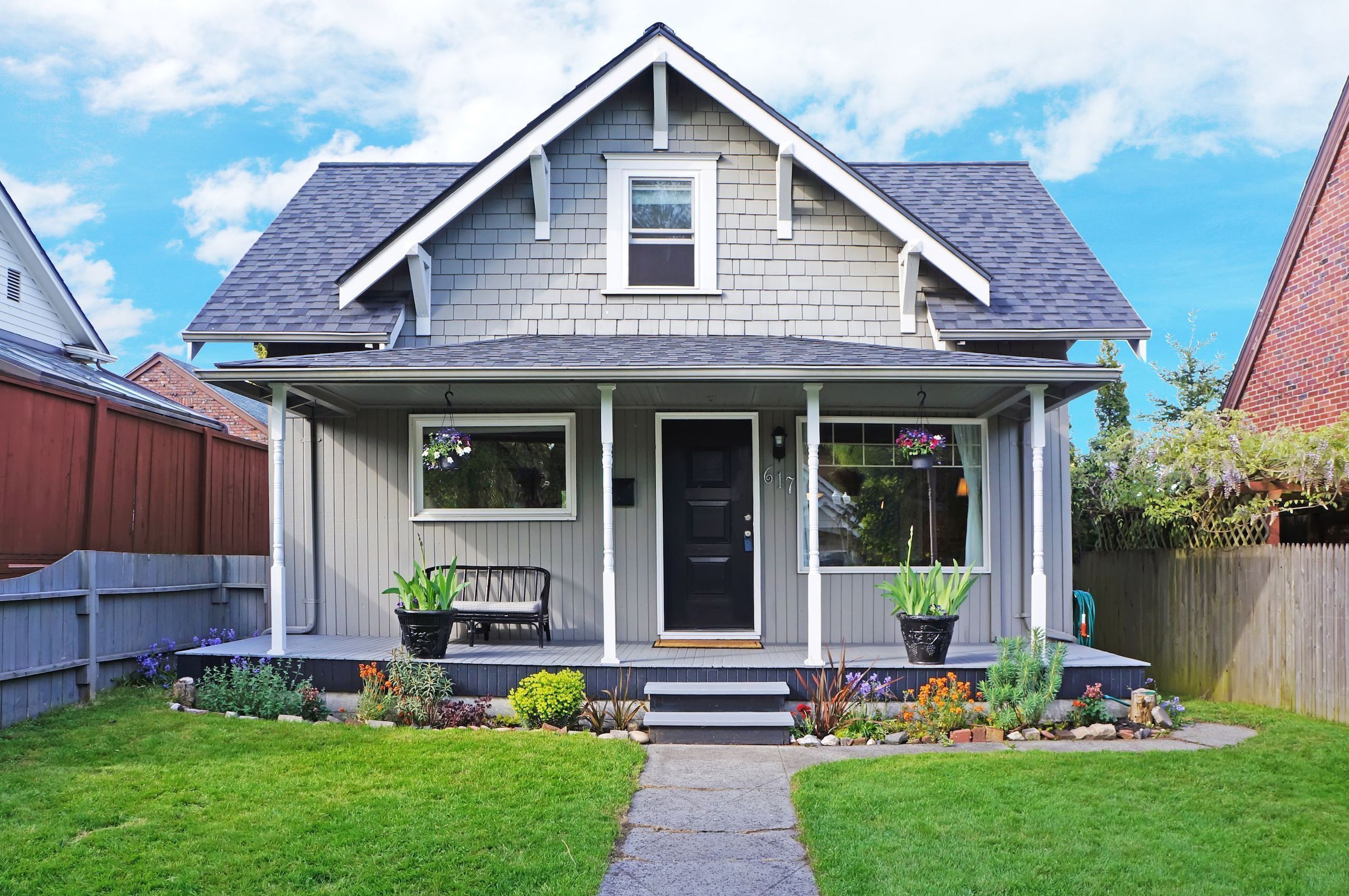 Little House Woodleaf Realty