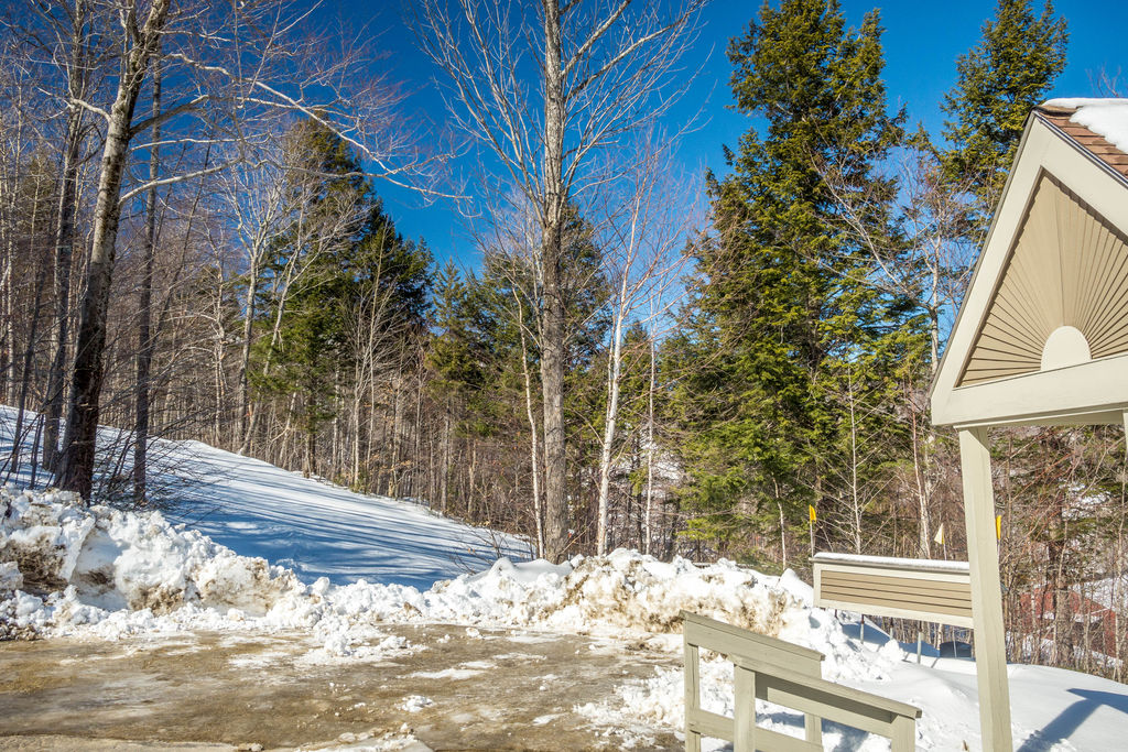 Sunday River Slopeside Condominiums and Townhomes - Mountain Real ...