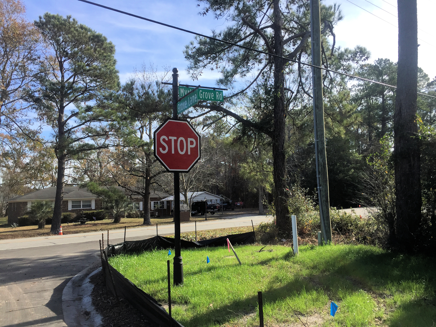 The Grove Street Sign - The Cameron Team