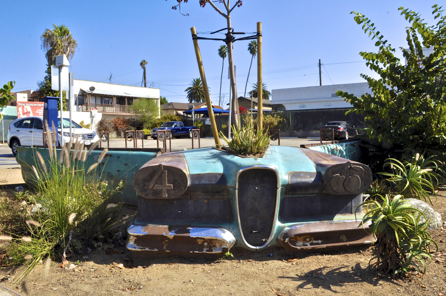 Take A Walk on 4th Street Retro Row - ShowMeHome.com